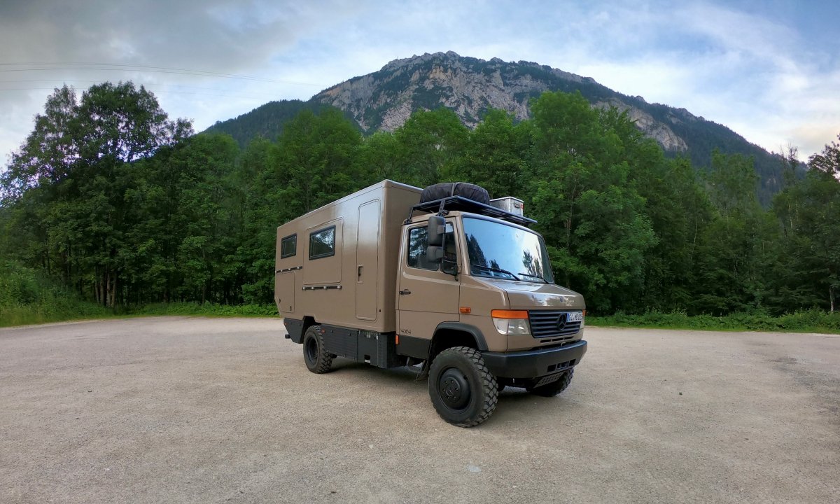 Mercedes Vario 4x4 (815DA)